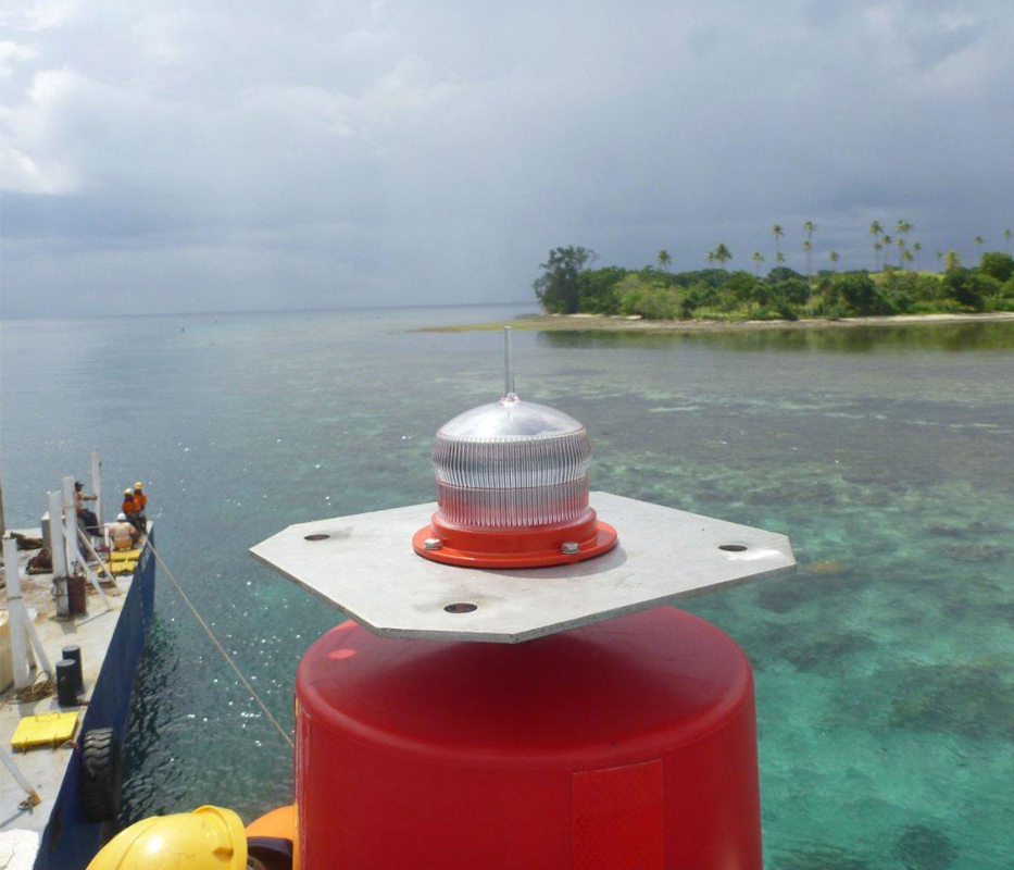 Short Range Solar Marine Lantern (SL-15) | 1-2NM | Sealite