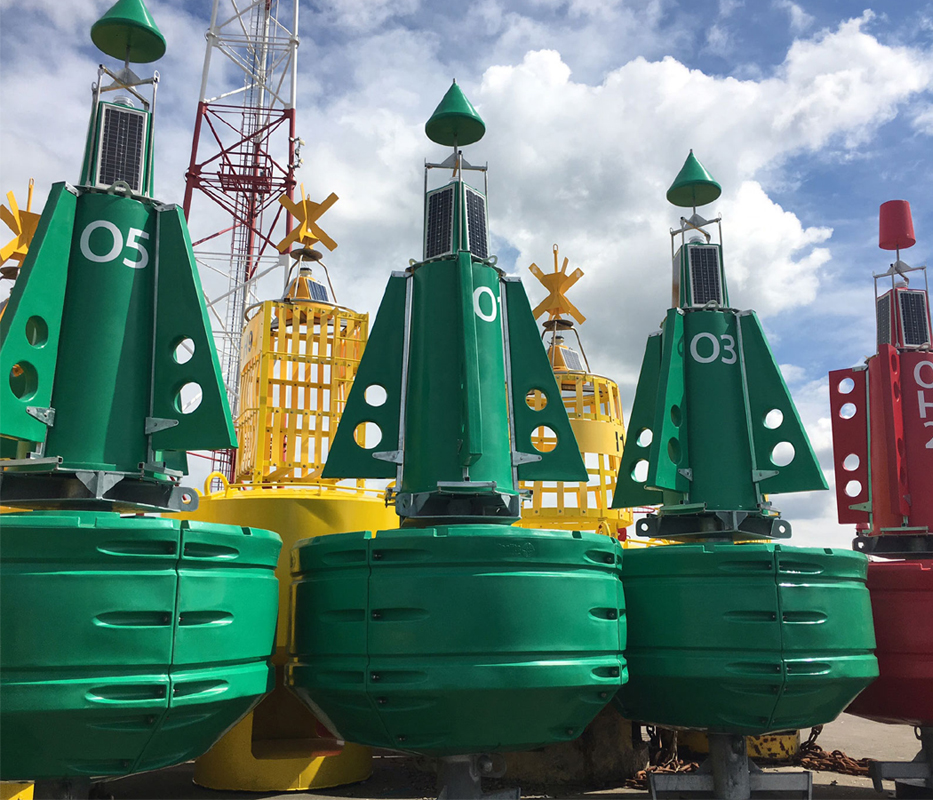 Large Ocean Buoy (Trident-2600) | 2600mm Dia. Buoy | Products | Sealite